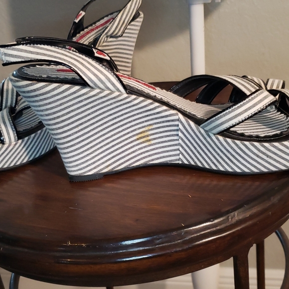 Donna Loka | Shoes | Nwot Sandals | Poshmark